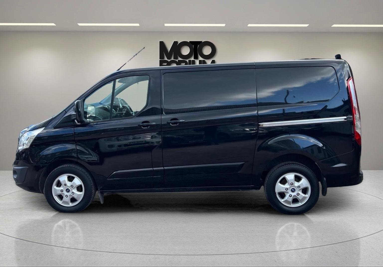 SOLD - Used FORD TRANSIT CUSTOM 2017 Black in Bradford, West Yorkshire ...