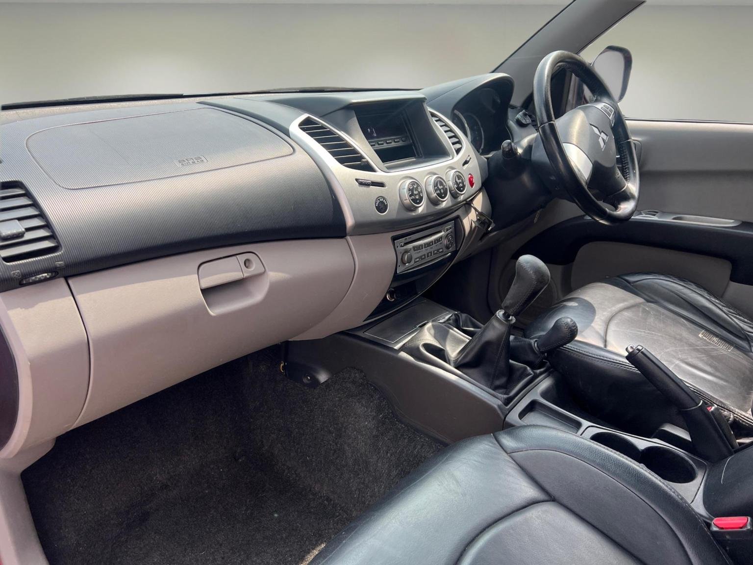 SOLD - Used MITSUBISHI L200 2012 Red in Bradford, West Yorkshire | Moto ...